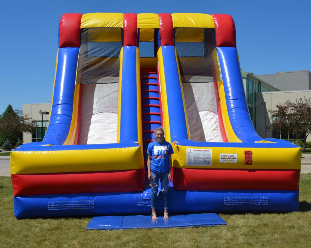 20 ft. Accelerator Giant Slide | Midwest Inflatables