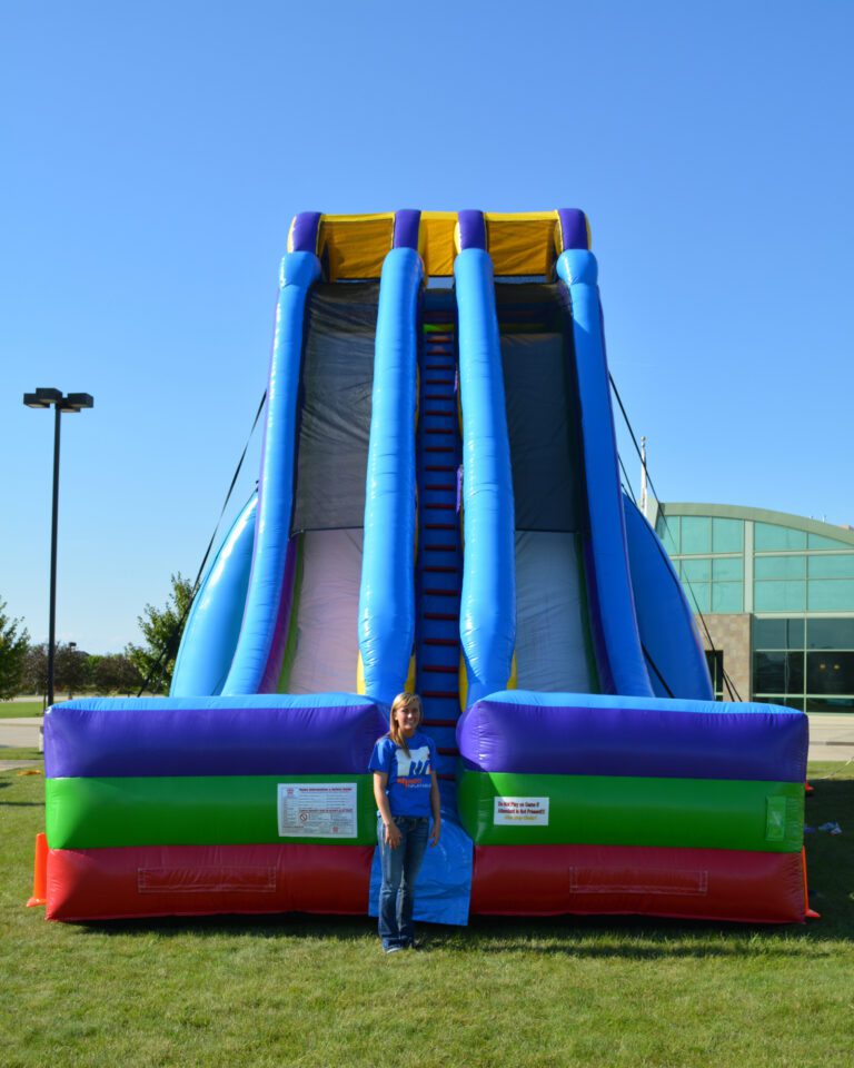 Giant Slides | Midwest Inflatables